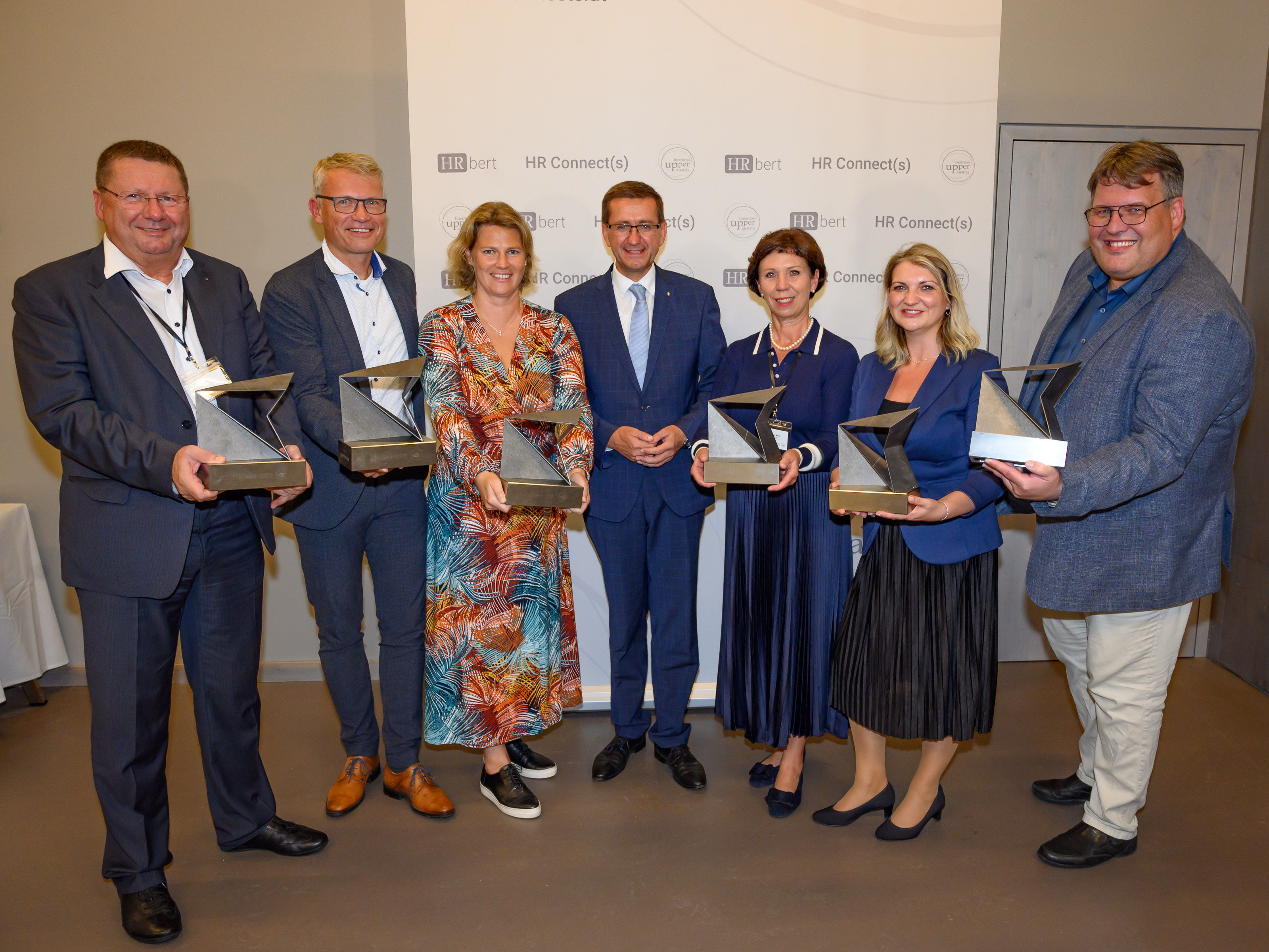 Land Oberösterreich - LR Achleitner: OÖ holt ausgezeichnete Personalarbeit