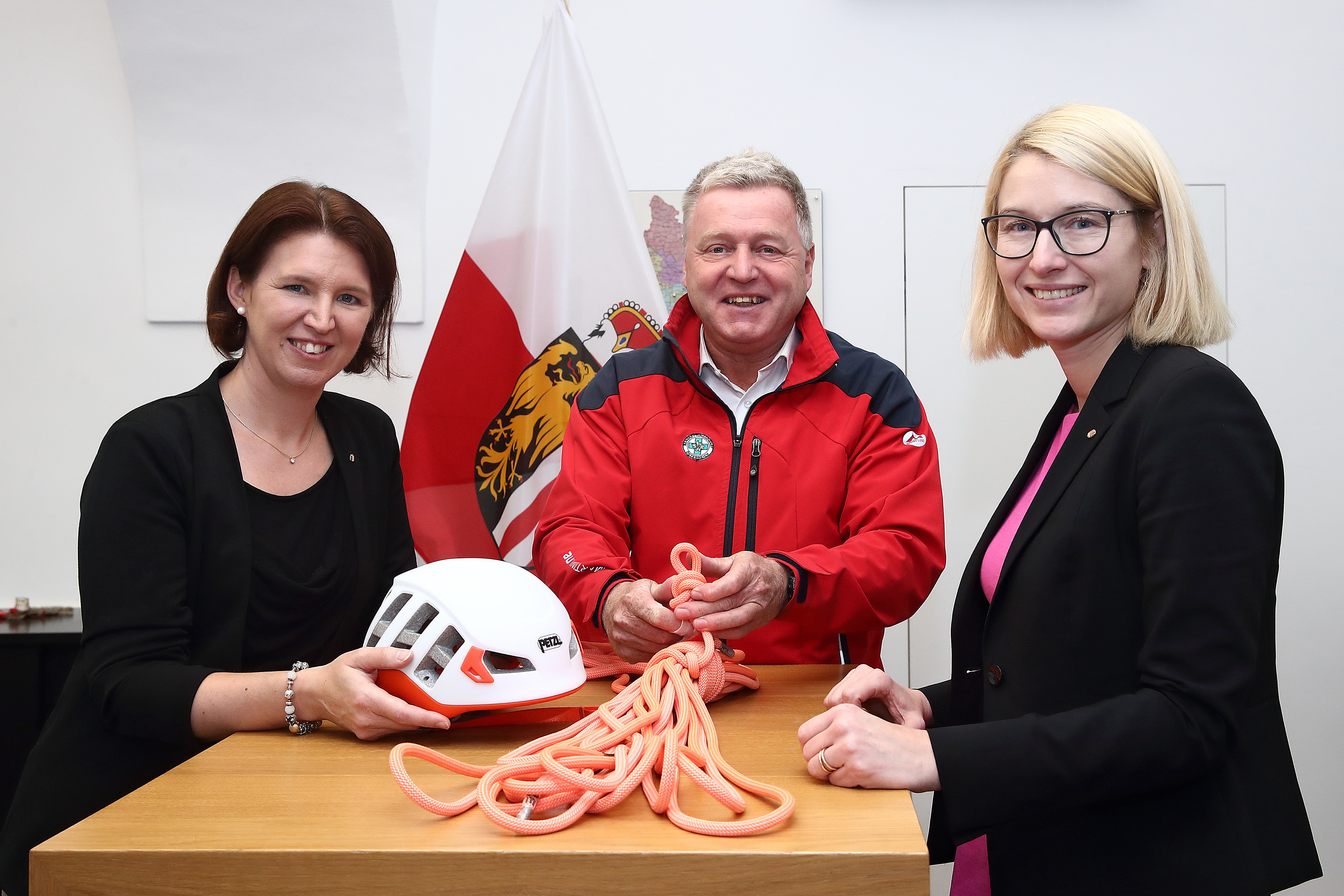 Land Oberösterreich - LH-Stv.in Haberlander, LRin Langer-Weninger und ...